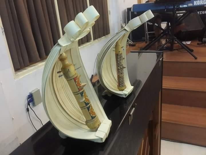 Sasando - Traditional Musical Instruments from Rote Culture East Nusa ...