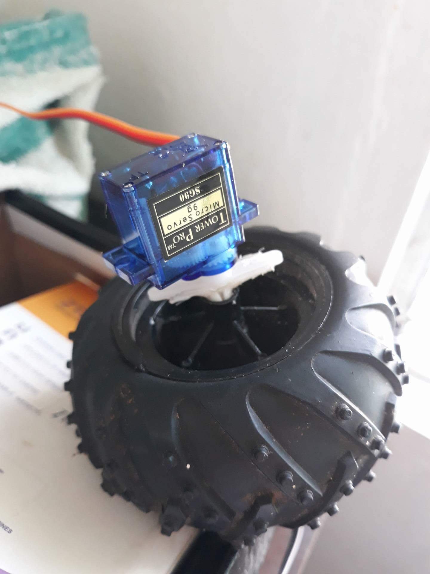 Electronic Project # 3: "COLLISION AVOIDANCE ROBOT using ARDUINO UNO ...