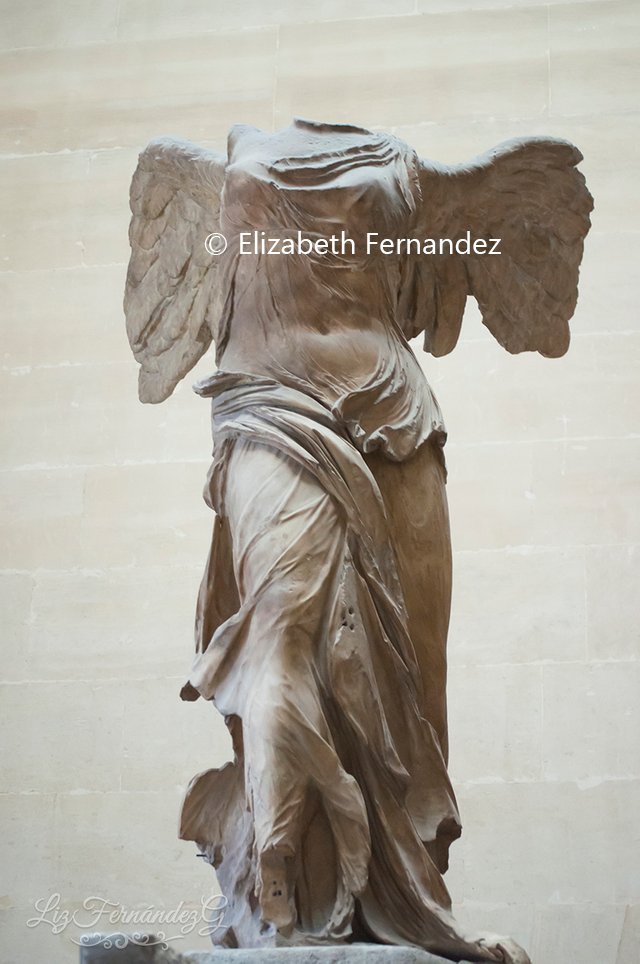 Victoriaaladadellouvre