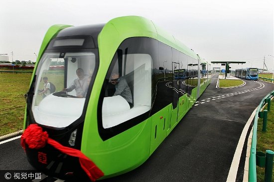 Railless Autonomous Train - The world's first railless train unveiled ...