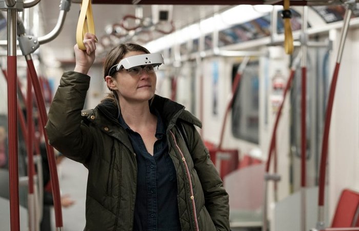 eSight 3 - Improved eye glasses for people with visual impairment ...