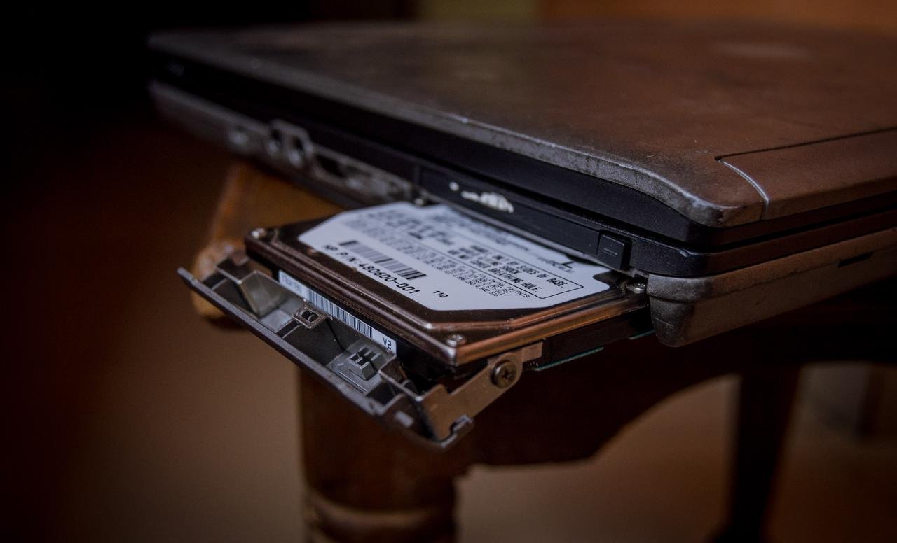 HOW TO CONVERT YOUR OLD HARD DISK INTO AN EXTERNAL HARD DRIVE