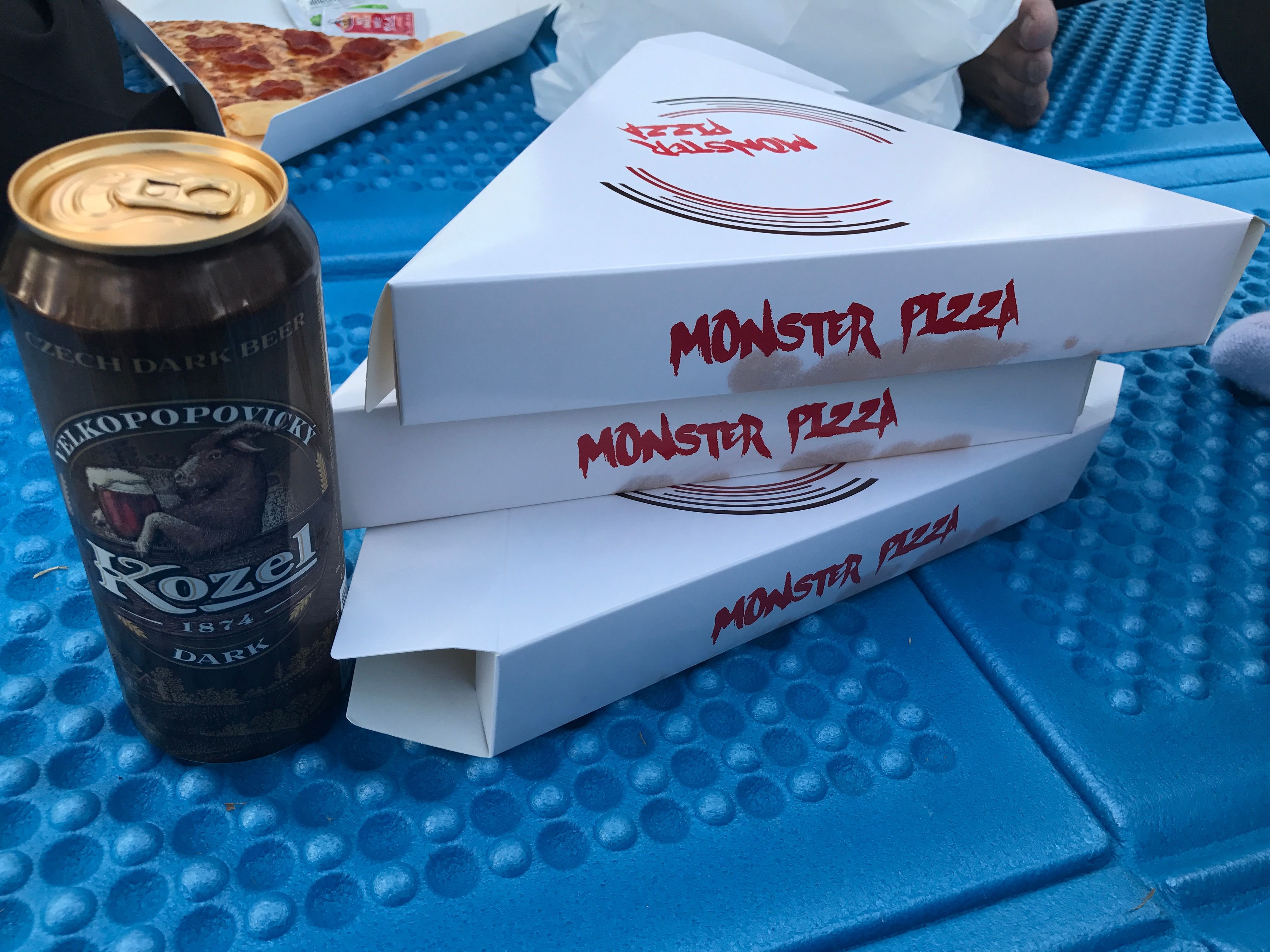 [데이트하기 좋은 곳#19]Monster Pizza 연트럴파크에서 — Steemit