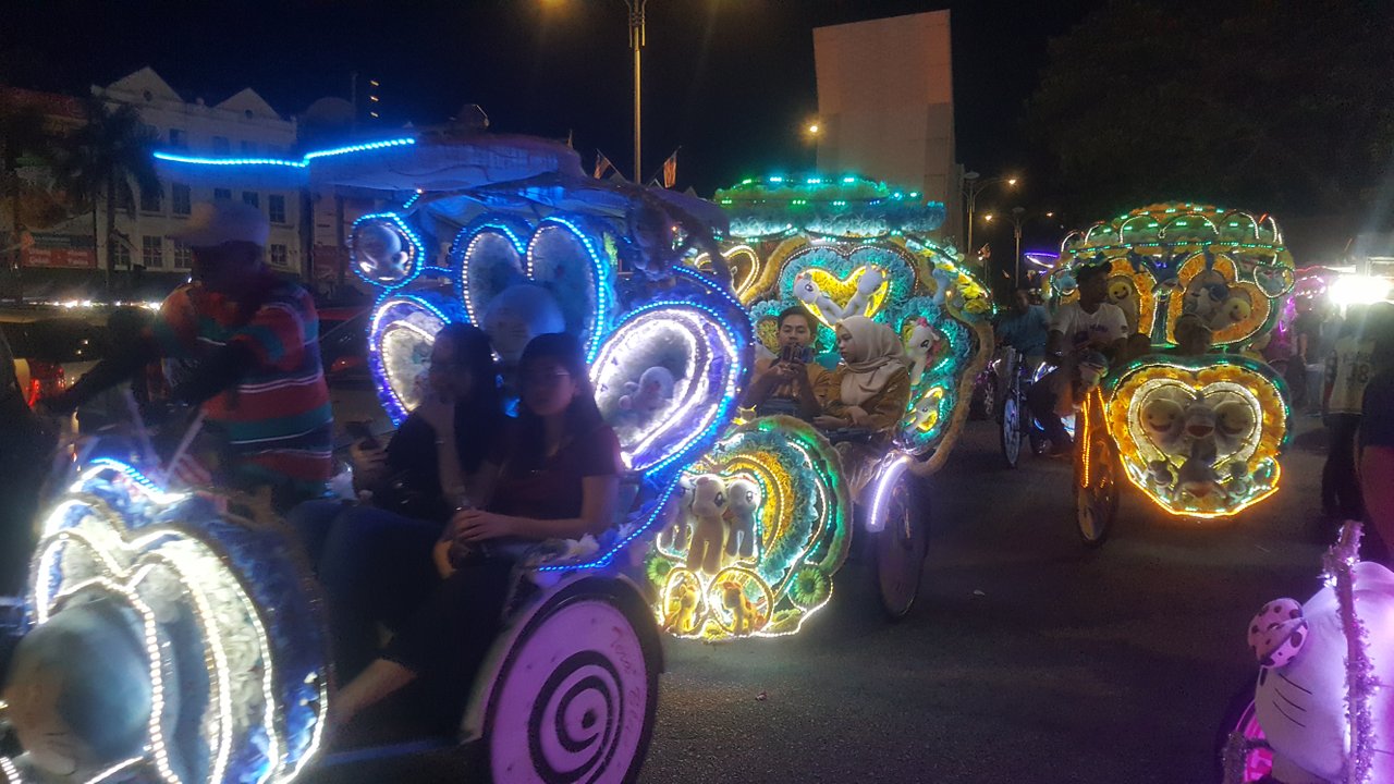 'Beca' Trishaw Ride in Malacca Malaysia ~ A Traditional Culture Ride ...