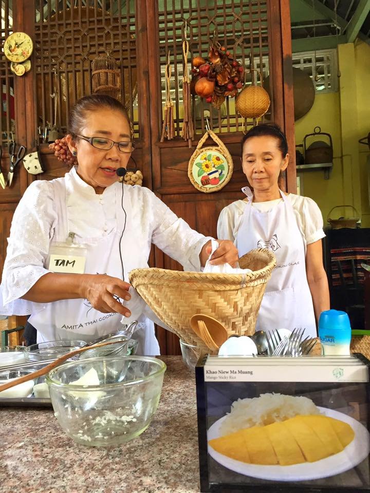 My Favorite Thai Cooking Class in Bangkok | Mapball Adventures