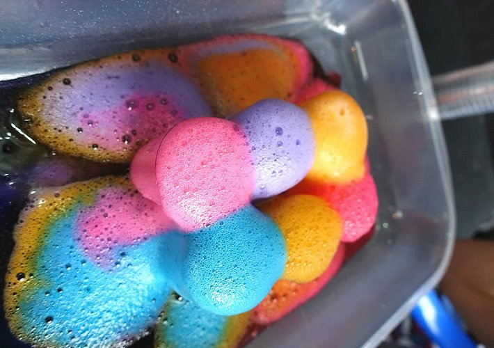 Science For The Little Guys: Fizzing Colours — Steemit