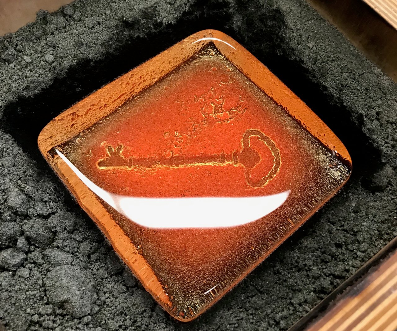 Sand Casting Skeleton Keys with Hot Glass (Tutorial) — Steemit