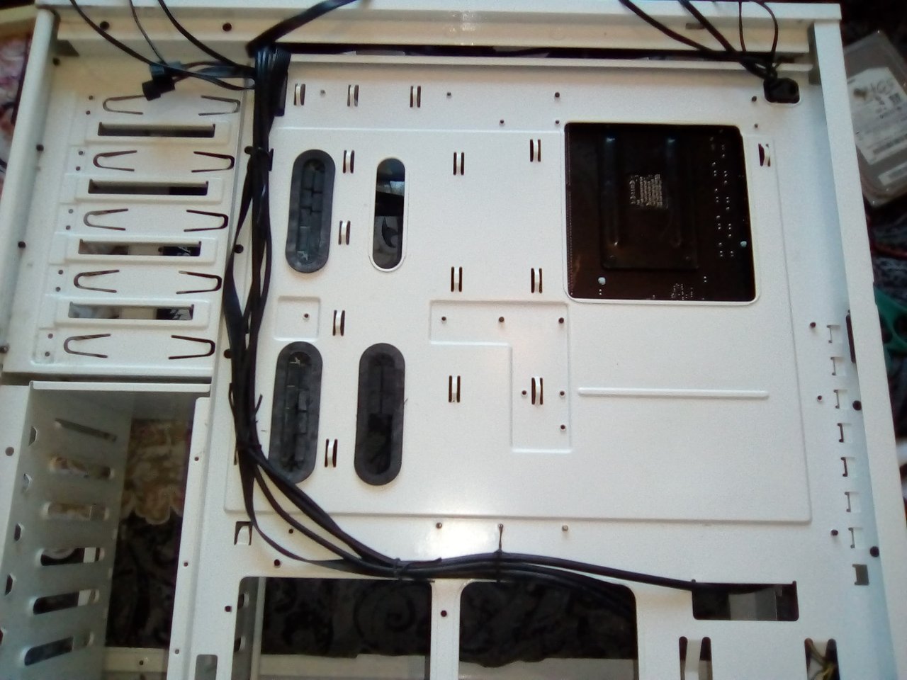 A Quick And Easy Guide To PC Cable Management. - PC Tech - Part 32 ...