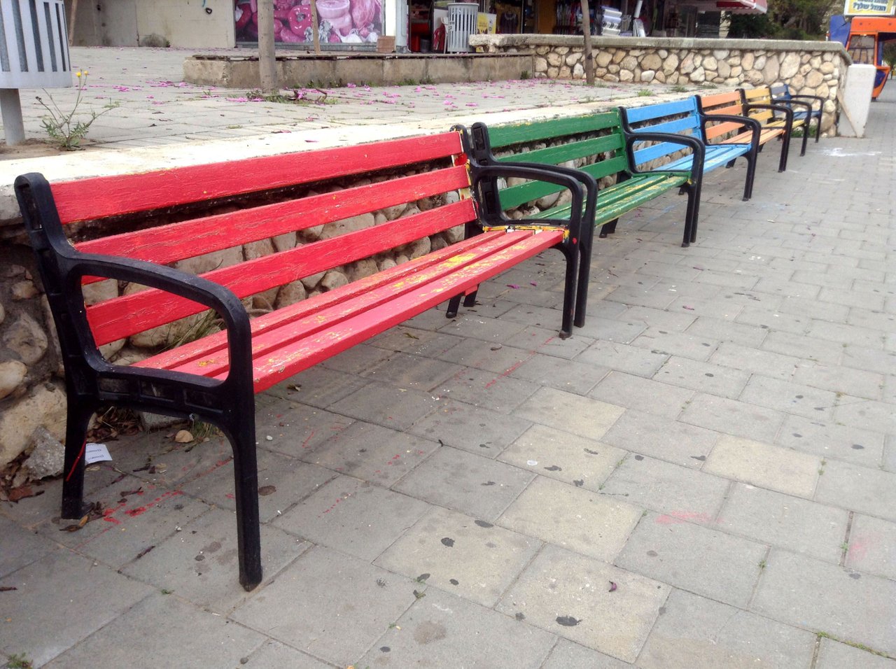 Funny benches — Steemit