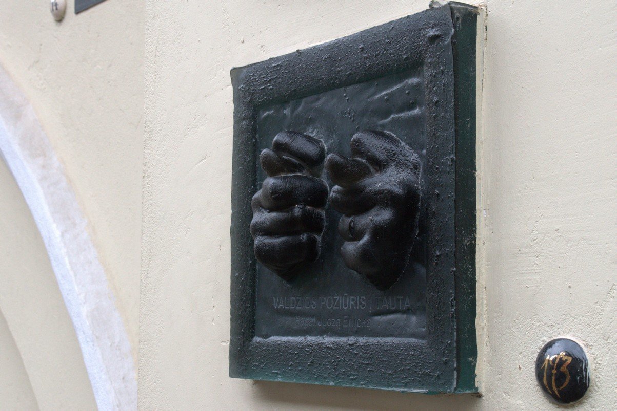 Funny monuments in Vilnius — Steemit