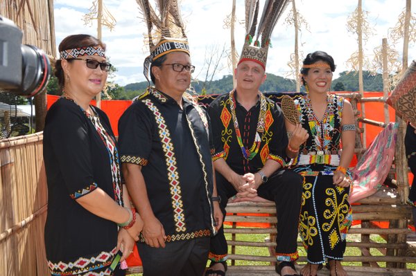 The beautiful traditional wedding of the Murut Community