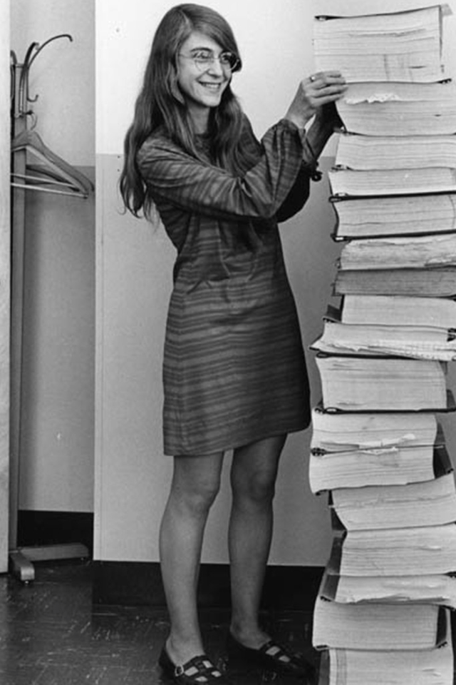 (IJCH) Margaret Hamilton - She could've prevented an Apollo 8 problem ...