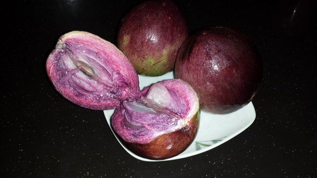 My grandmother brought me kaymito (Star Apple) — Steemit