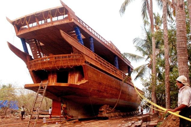 Uru boats, the largest Handcrafted boats in the world — Steemit