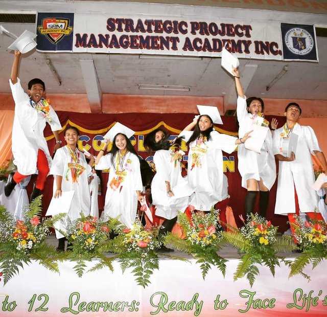 A Chapter Has Ended | Moving Up Ceremony | Life Blog — Steemit