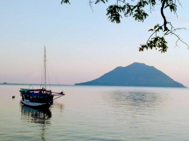Pemandangan Indah Ntt - Nano Gambar