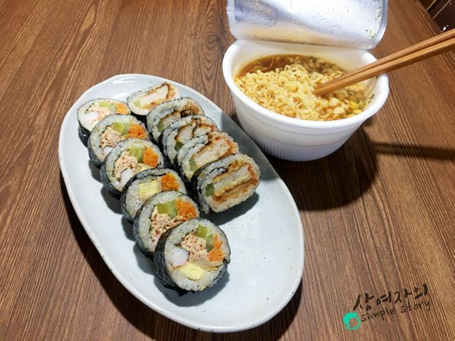 [Korean Food Introduction # 21] Pork cutlet-Gimbap — Steemit