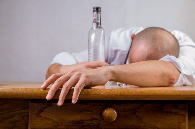 The Effects of Alcohol Abuse on the Stomach — Steemit