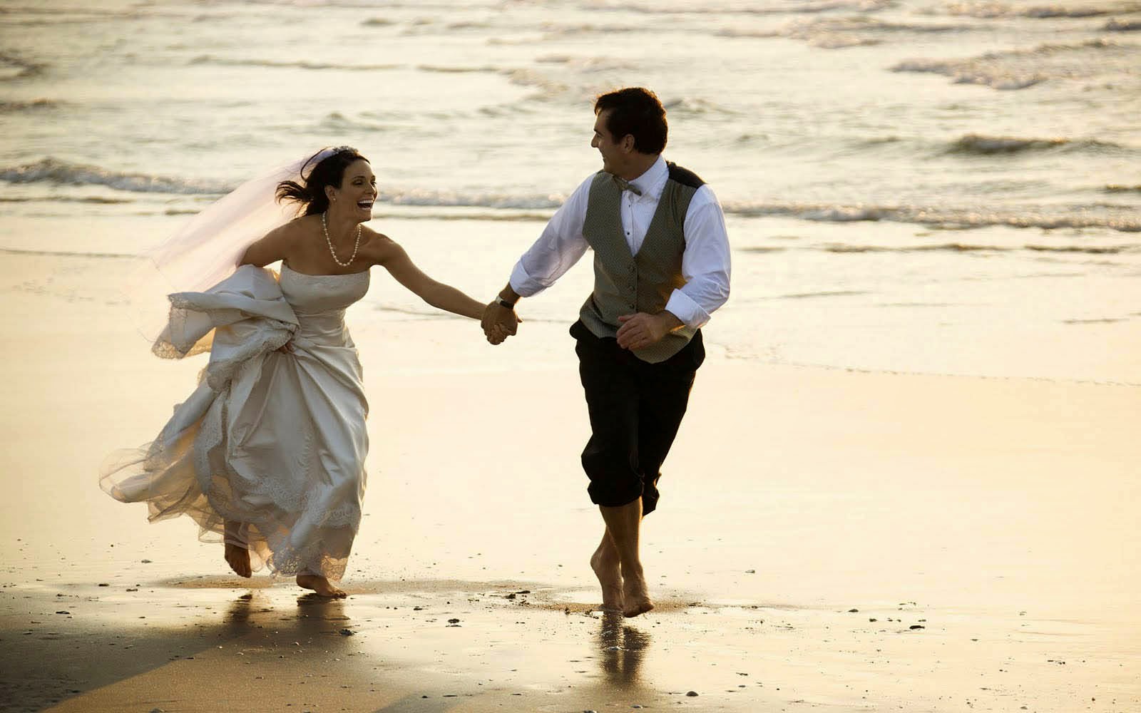 Love Couple Wallpapers For Facebook Profile Picture