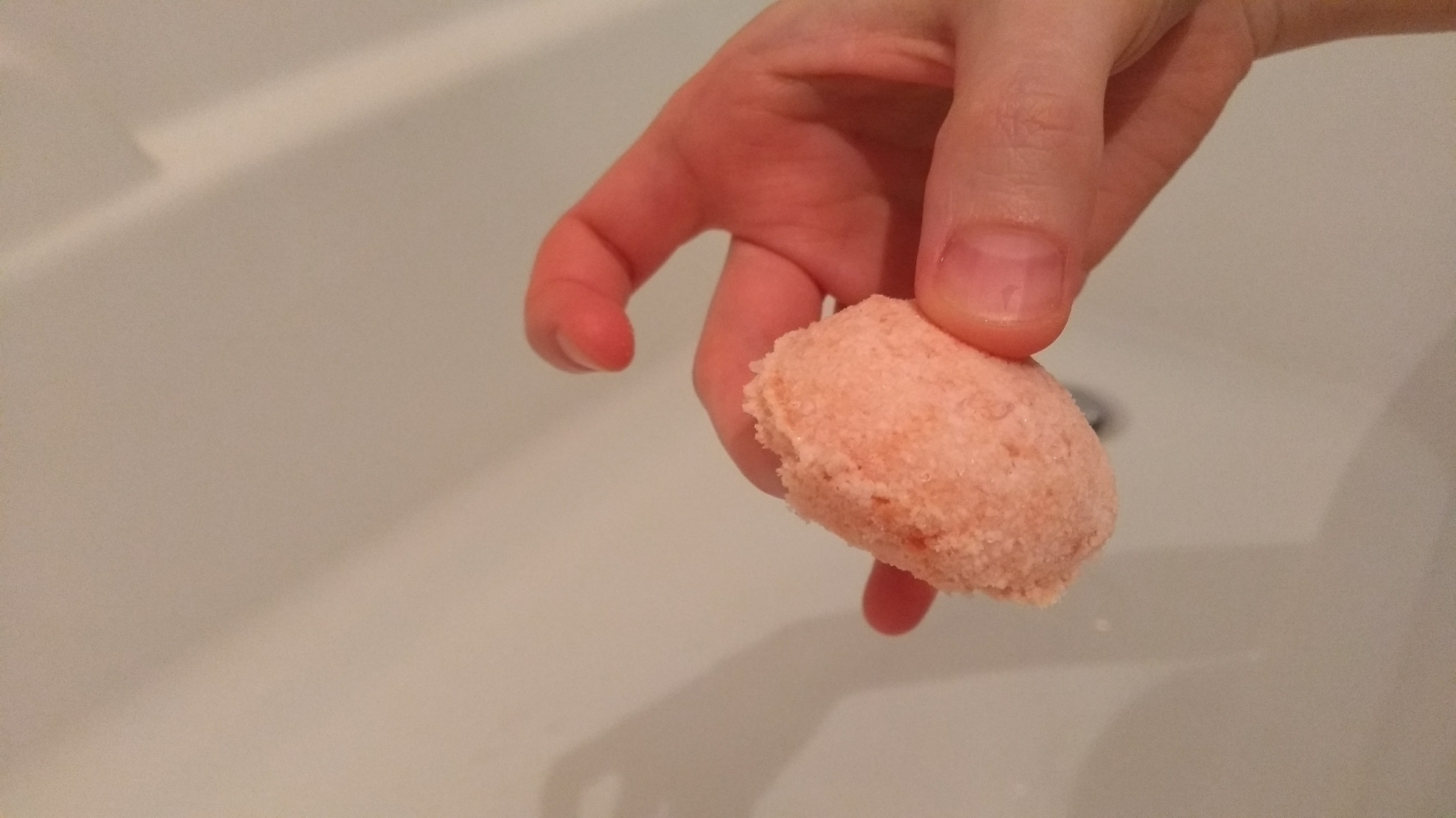 Binky's Bath Bombs - Recipe & Method (Hypo-allergenic, for sensitive ...