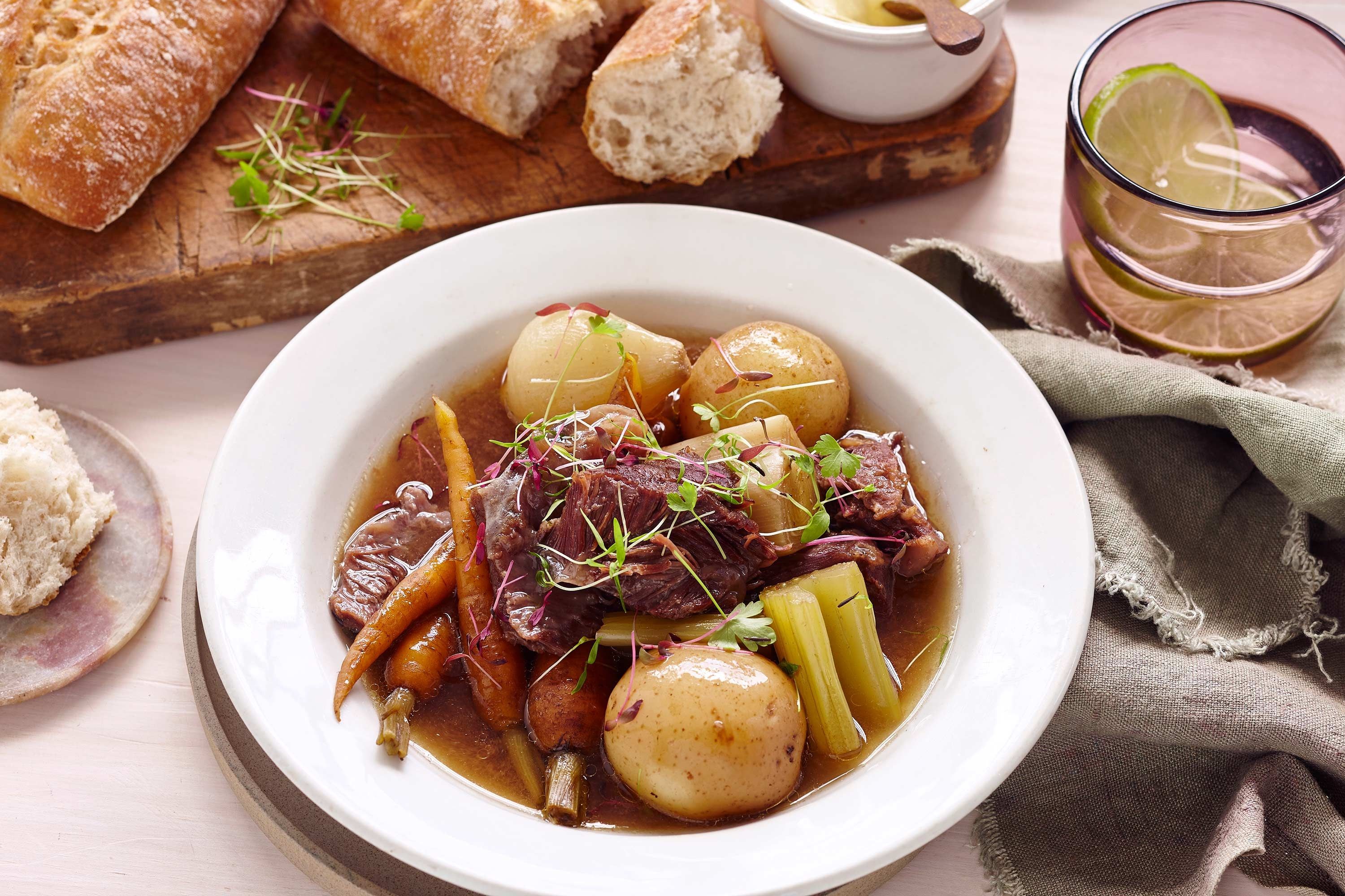 Le Pot au feu Translation Nofakeyellow