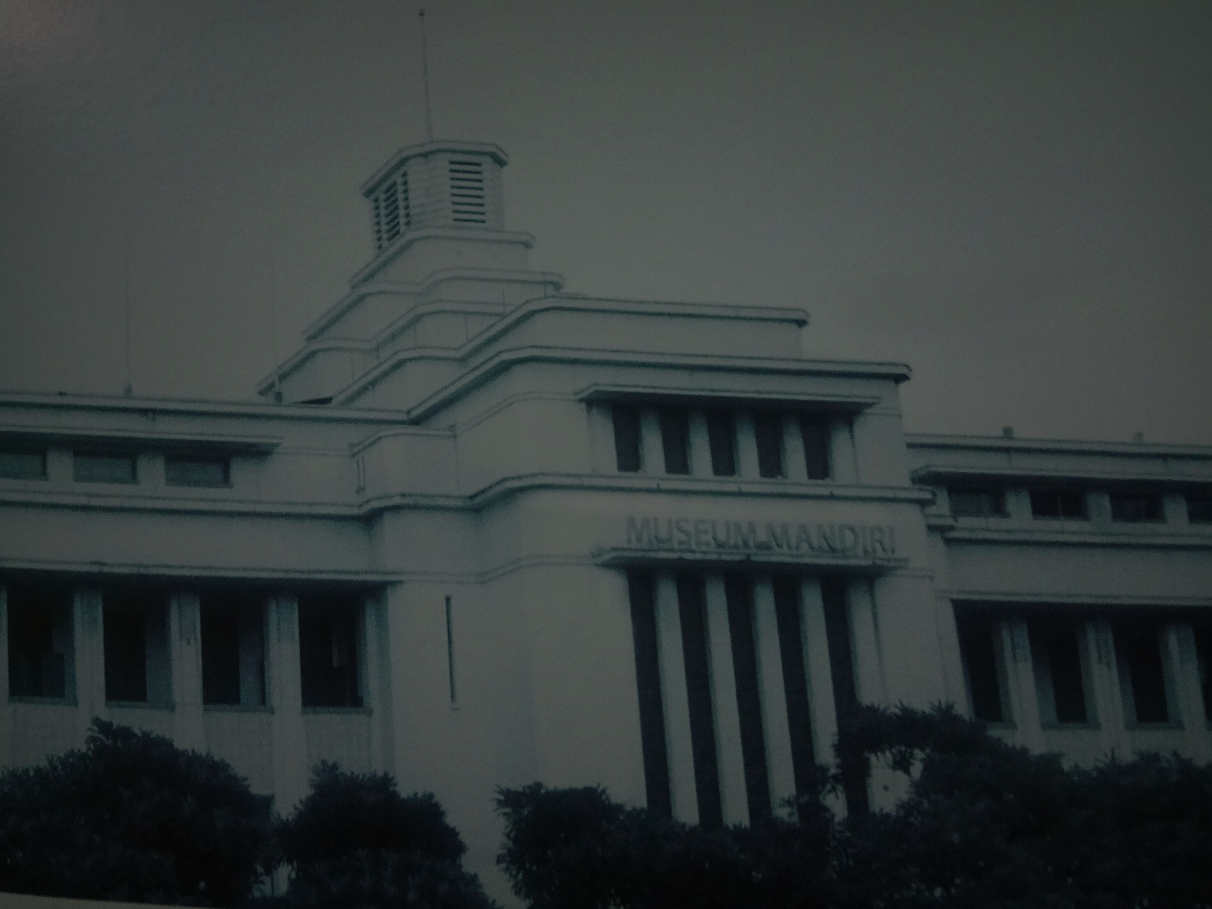 Facade Bank Mandiri