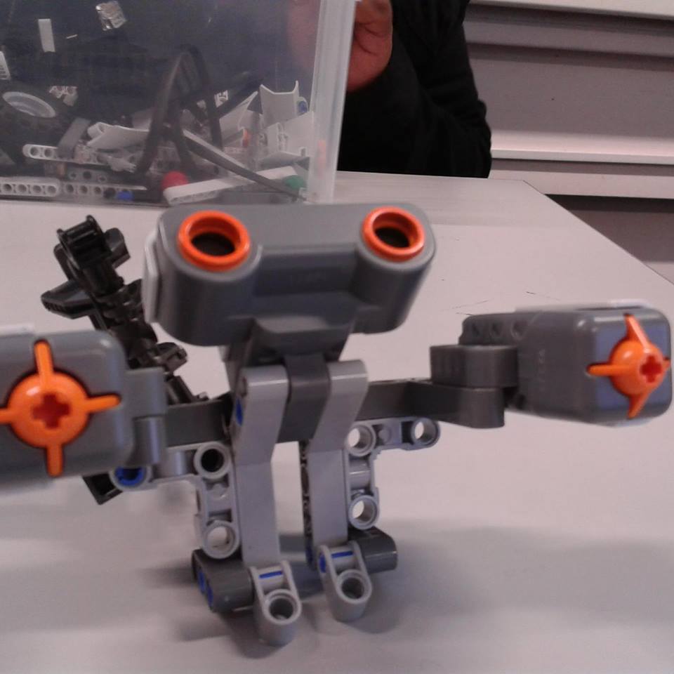 Cute Mini Lego Robot — Steemit