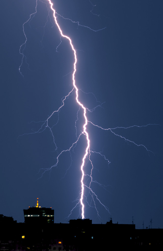 How to photograph lightning bolts — Steemit